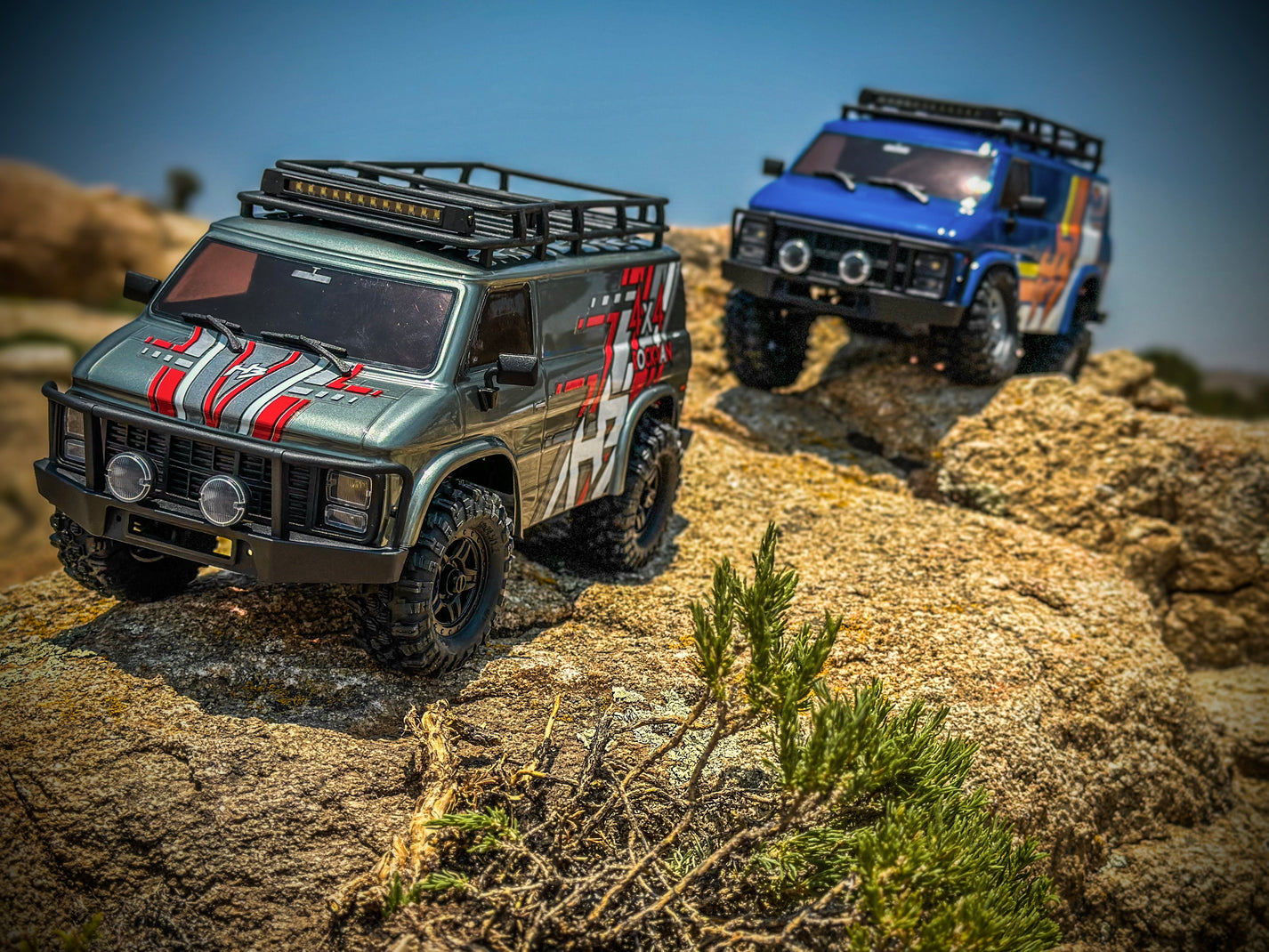 CR18P EVO V2 Rock Van, Brushed, 4x4 RTR Trail Crawler, Choose Color ...