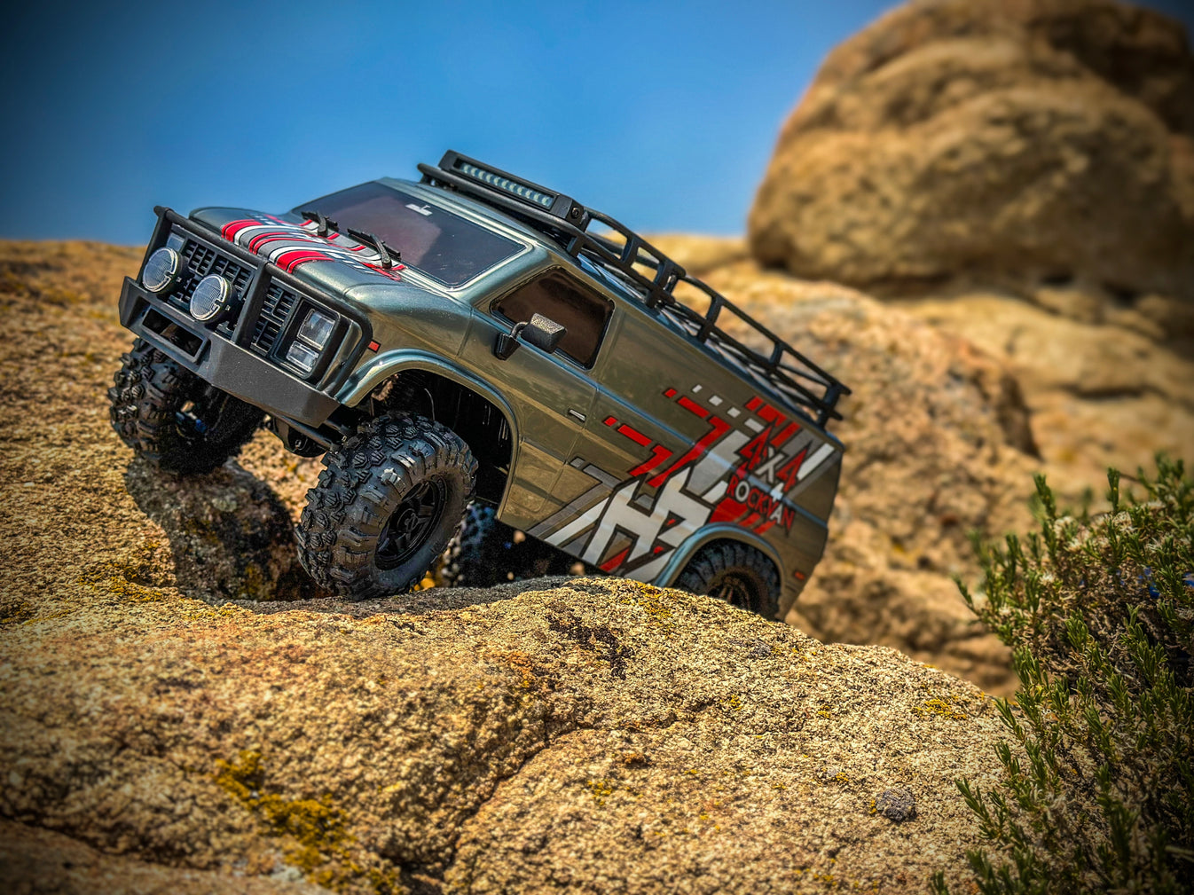 CR18P EVO V2 Rock Van, Brushed, 4x4 RTR Trail Crawler, Choose Color ...